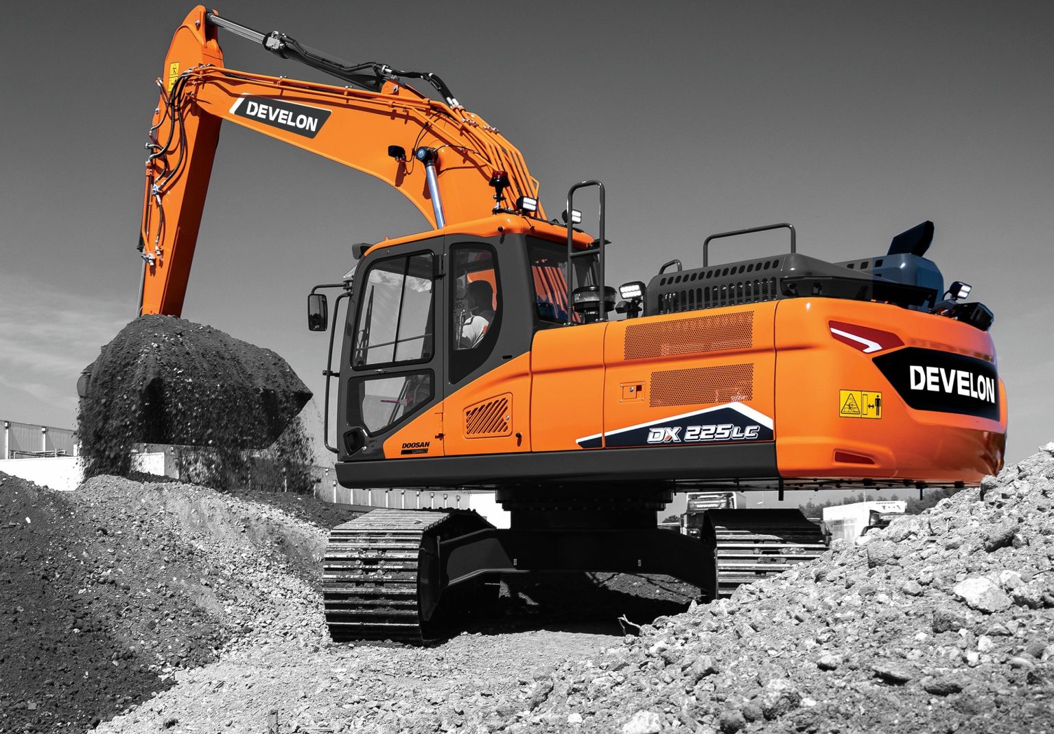 Choosing the correct excavator makes all the difference - FMDRCZ