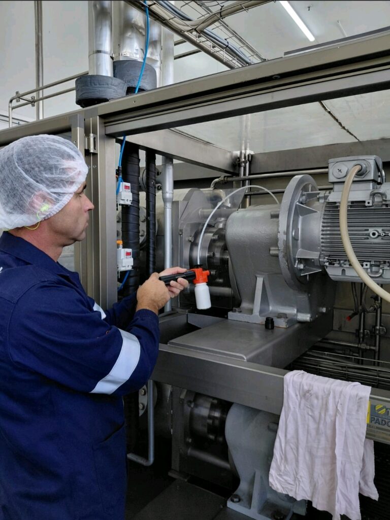 WearCheck strengthens its onsite sampling offering - FMDRCZ